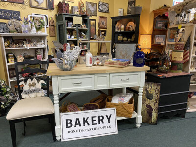 About Us - Shops by the Lake